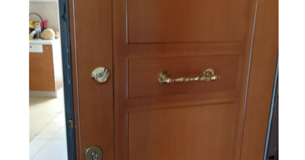 Πόρτα Ασφαλείας Ξύλινη